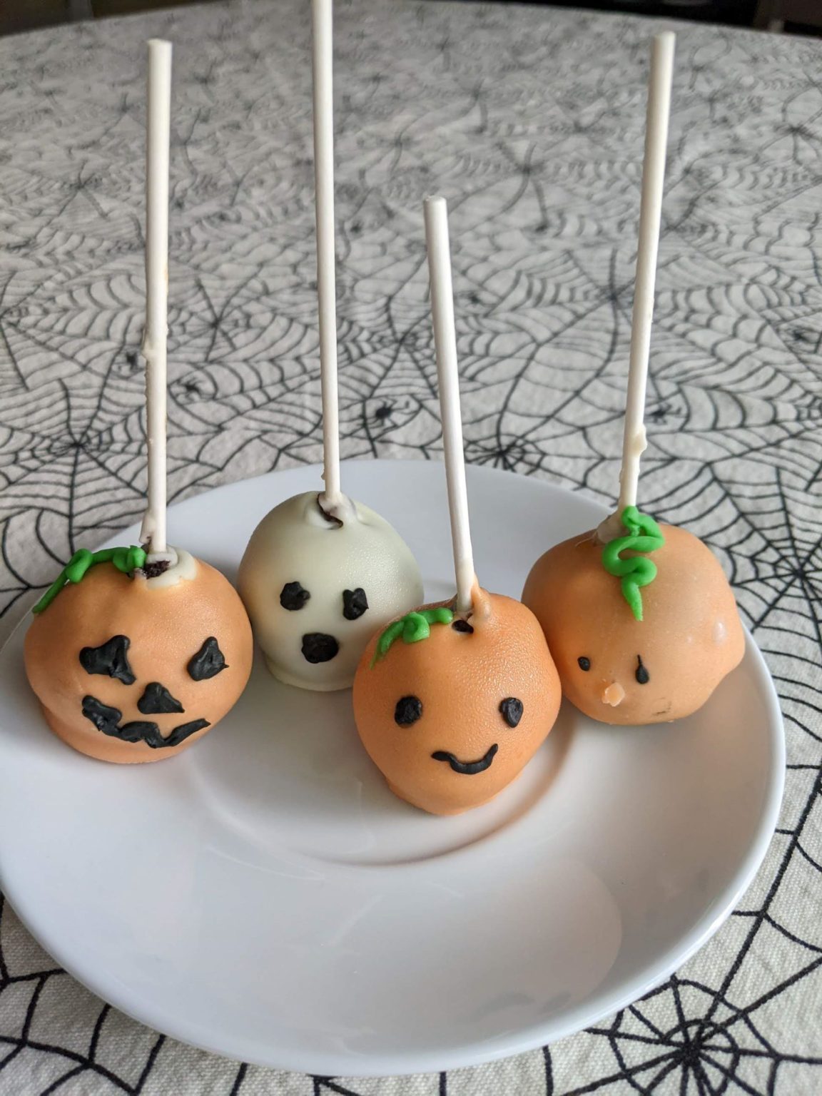 Easy Cake Pops Using Box Mix - My Epicurean Adventures